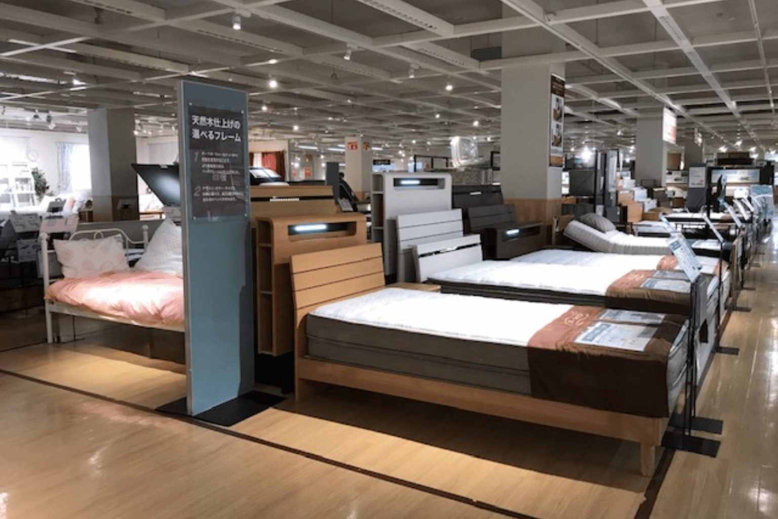 ニトリのベッドの特徴と評価を徹底解説。THEおすすめはコレ！ | 家具コンパス